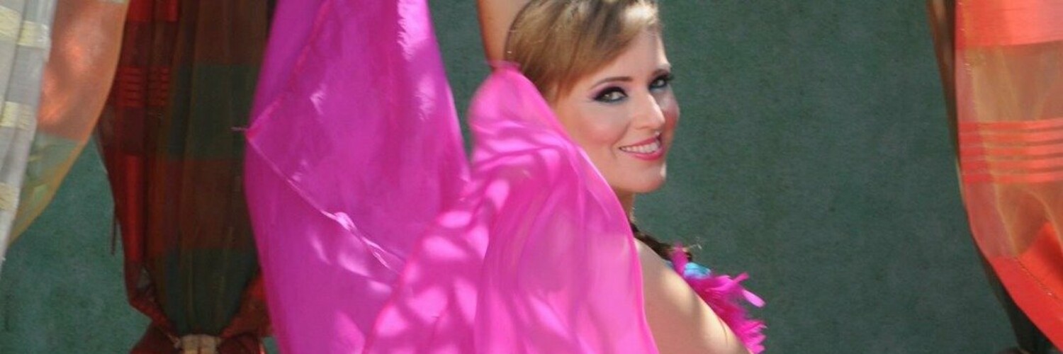 Book Belly dancer Siduri - Belly Dancer, Alice Springs