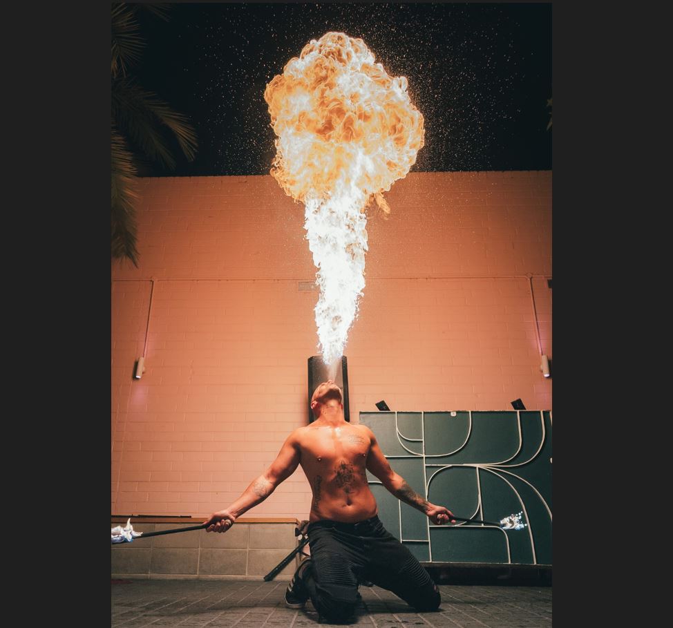 Book PROFESSIONAL Perth Fire Breather - Perth Fire Spinner - Perth Fire ...
