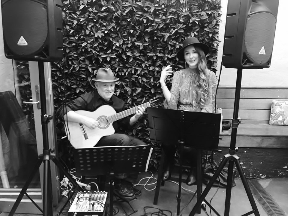 Book Nota Bene Duo - Duo, Melbourne