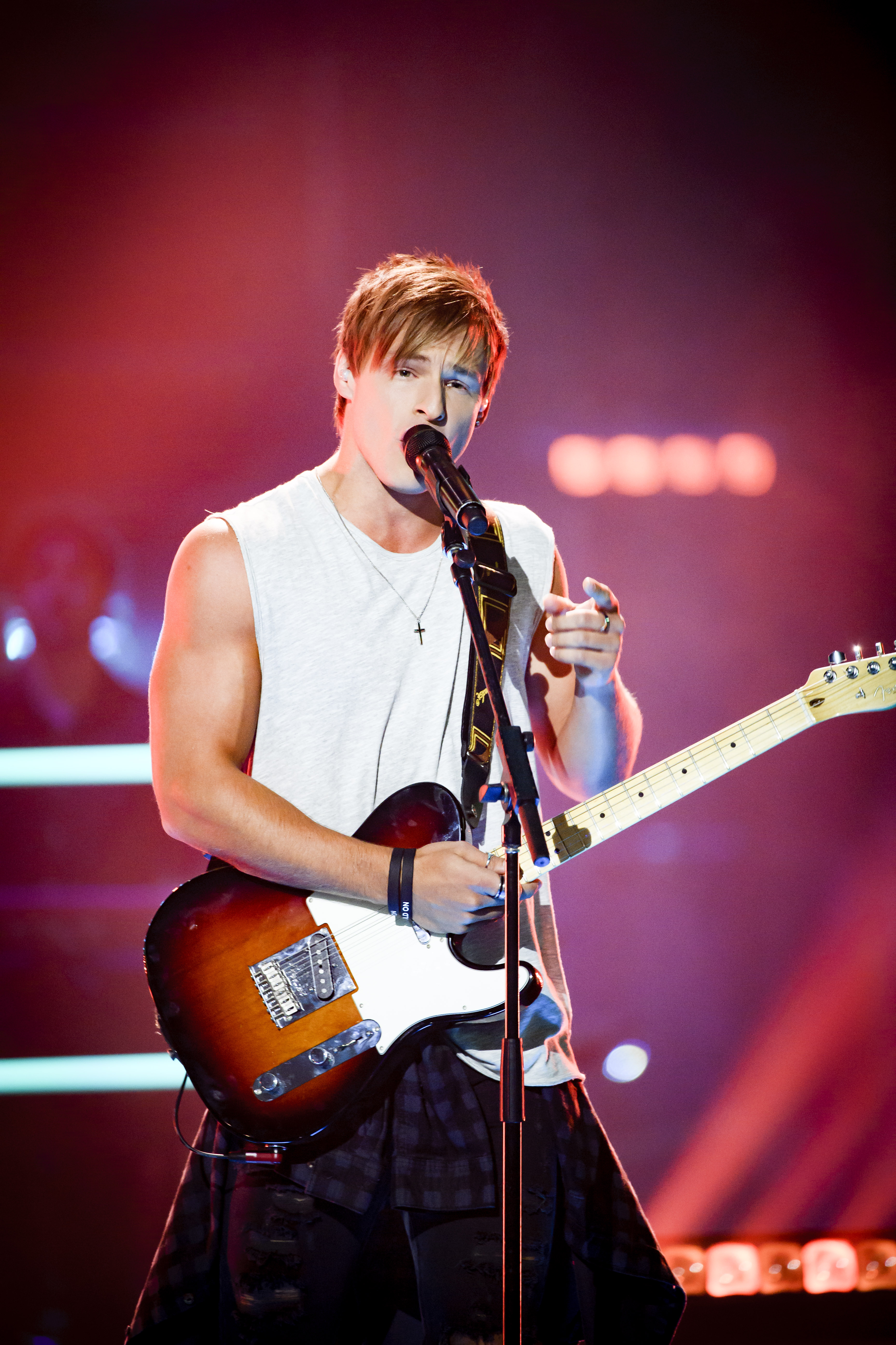 Book Trent Bell - Singer, Townsville City