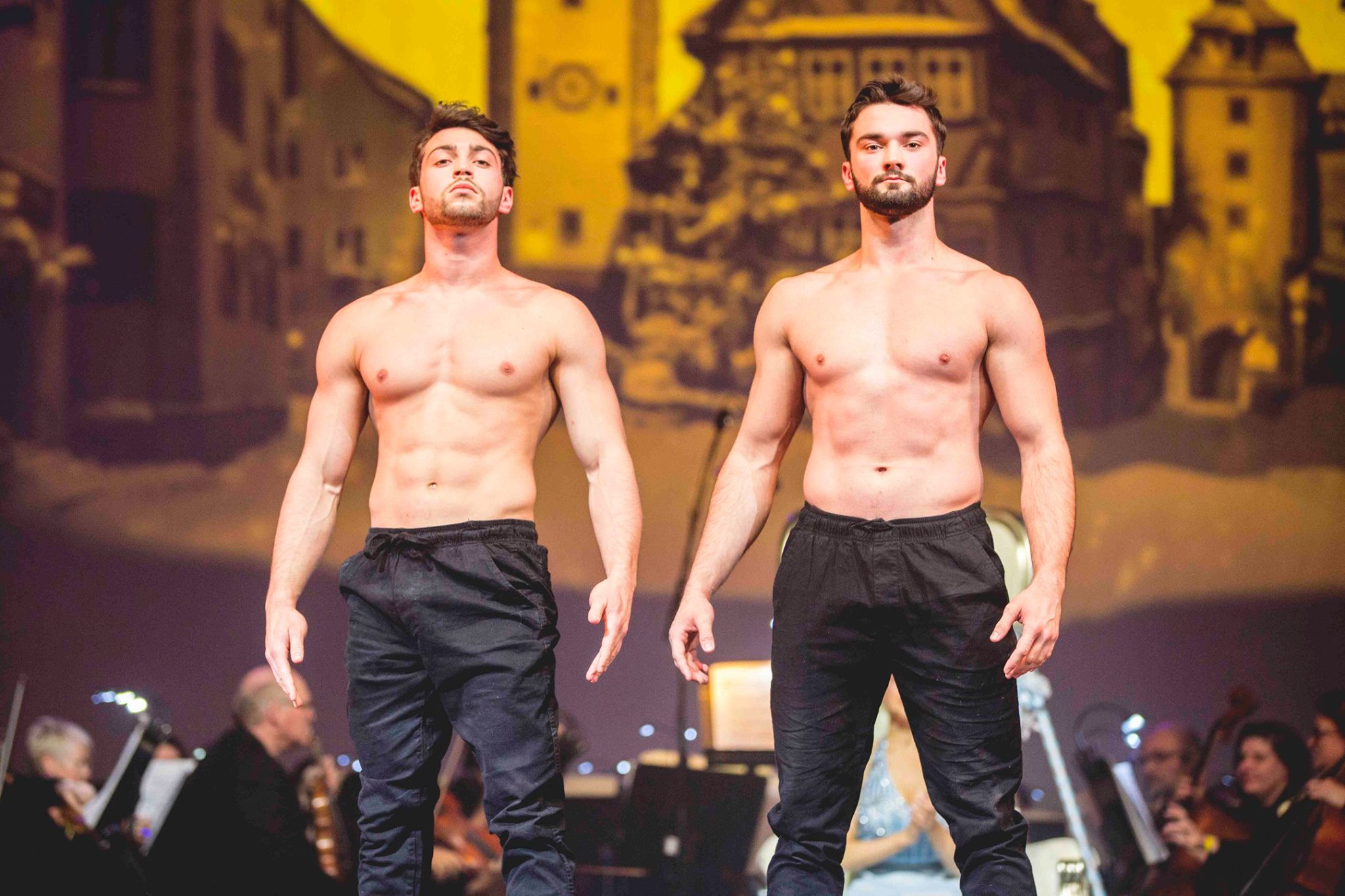 Book Duo Acrobats - Acrobat, Melbourne