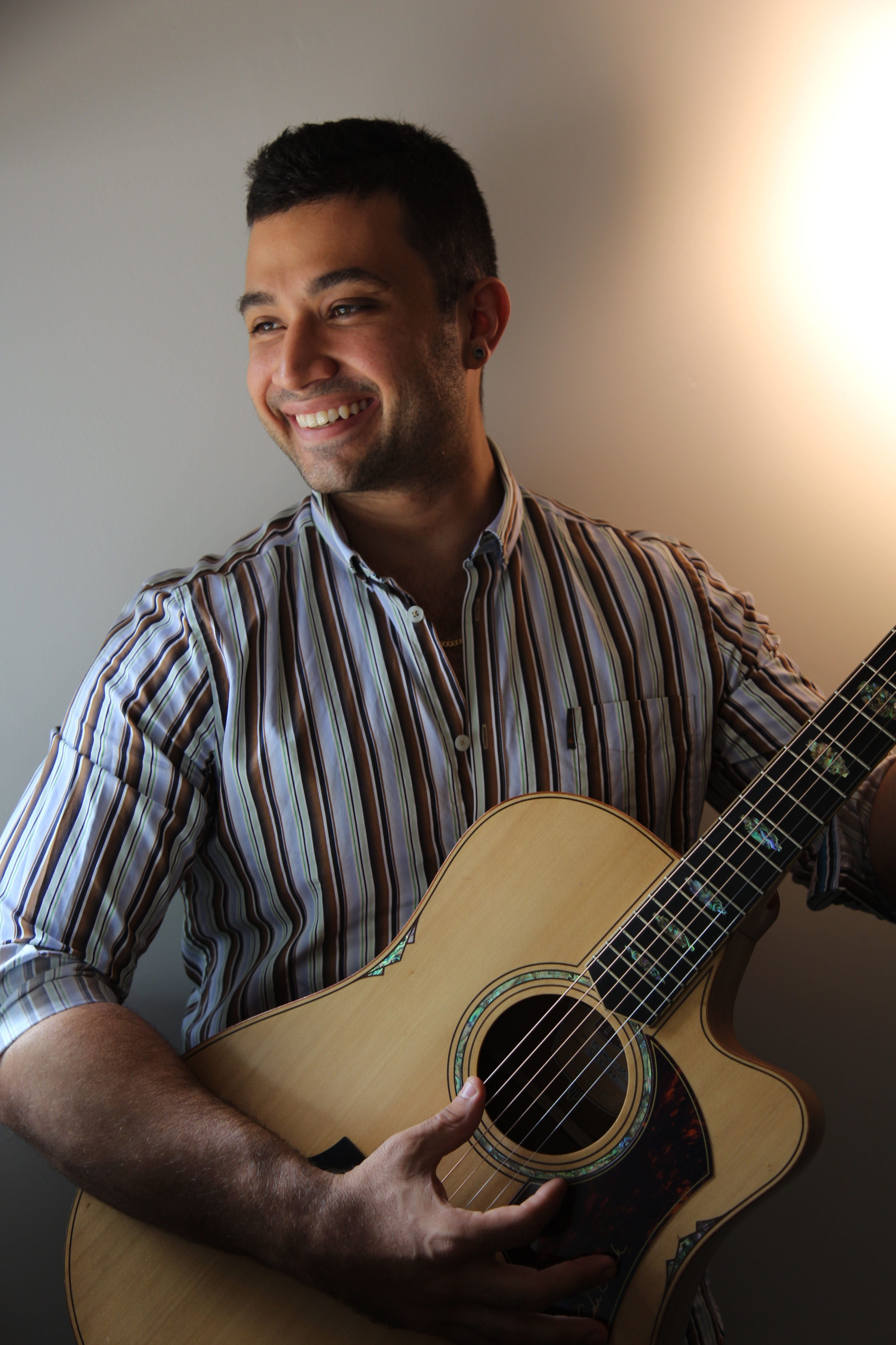 Book Nicholas Blackwell - Acoustic Musician, Marmion