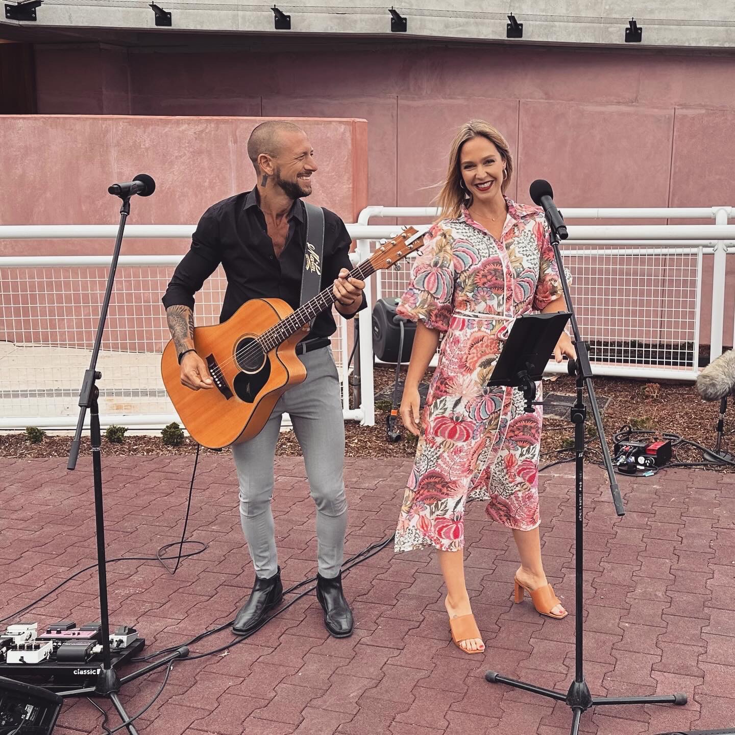 Book Cassie Crawford Acoustic Duo & DJ Duo - Duo, Melbourne