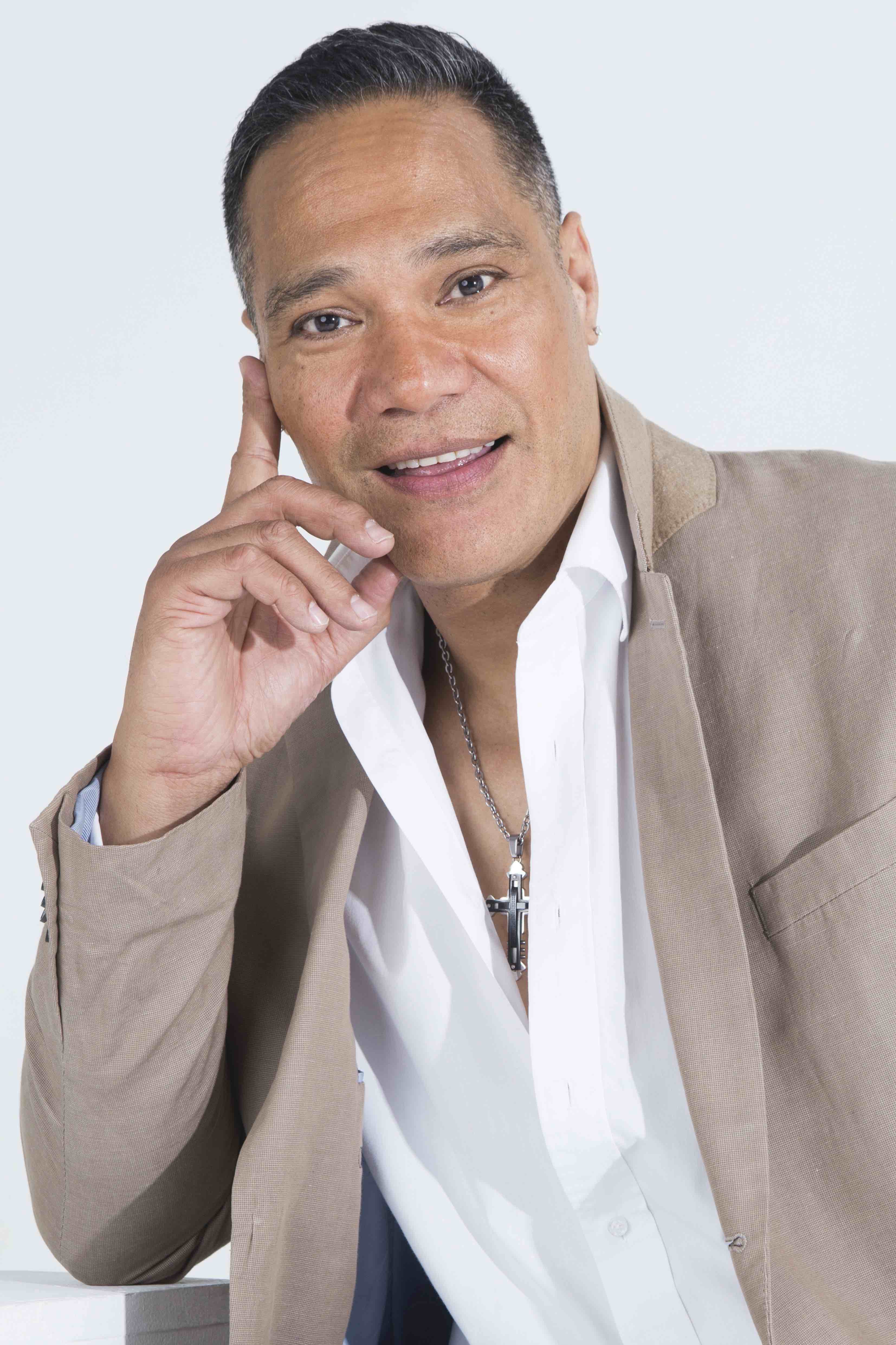 Book Randall Purcell - Solo Artist. - Guitar Singer, Sydney