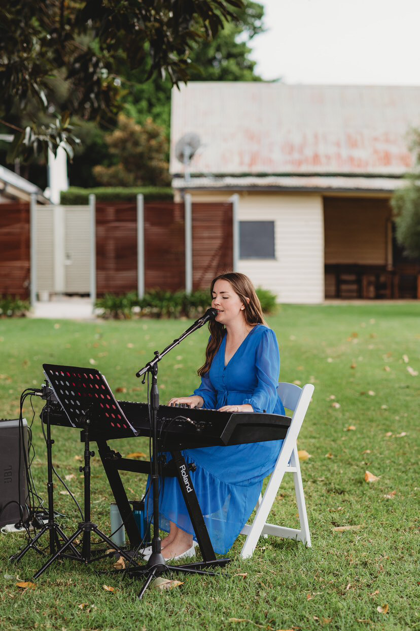 Book Elizabeth Rae - Pianist, Toowoomba