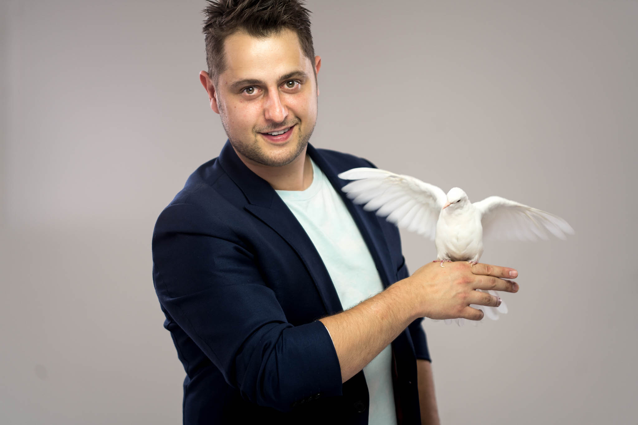 Book Bring Me Magic - Children's Entertainer, Adelaide