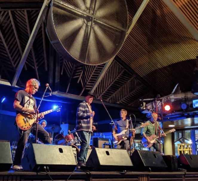 Book The Detectives - Cover Band, Byron Bay