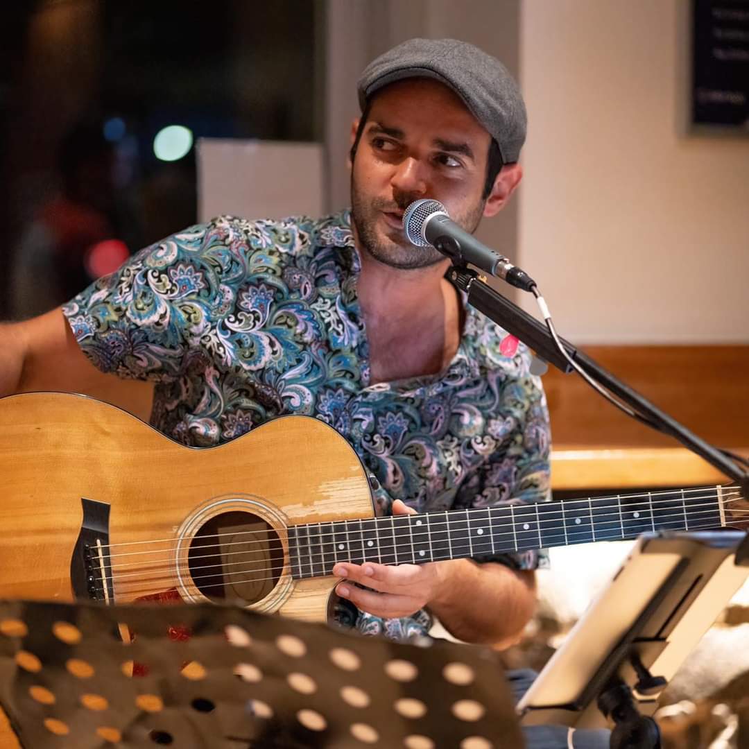 Book Adam Spicer - Acoustic Musician, Tarneit