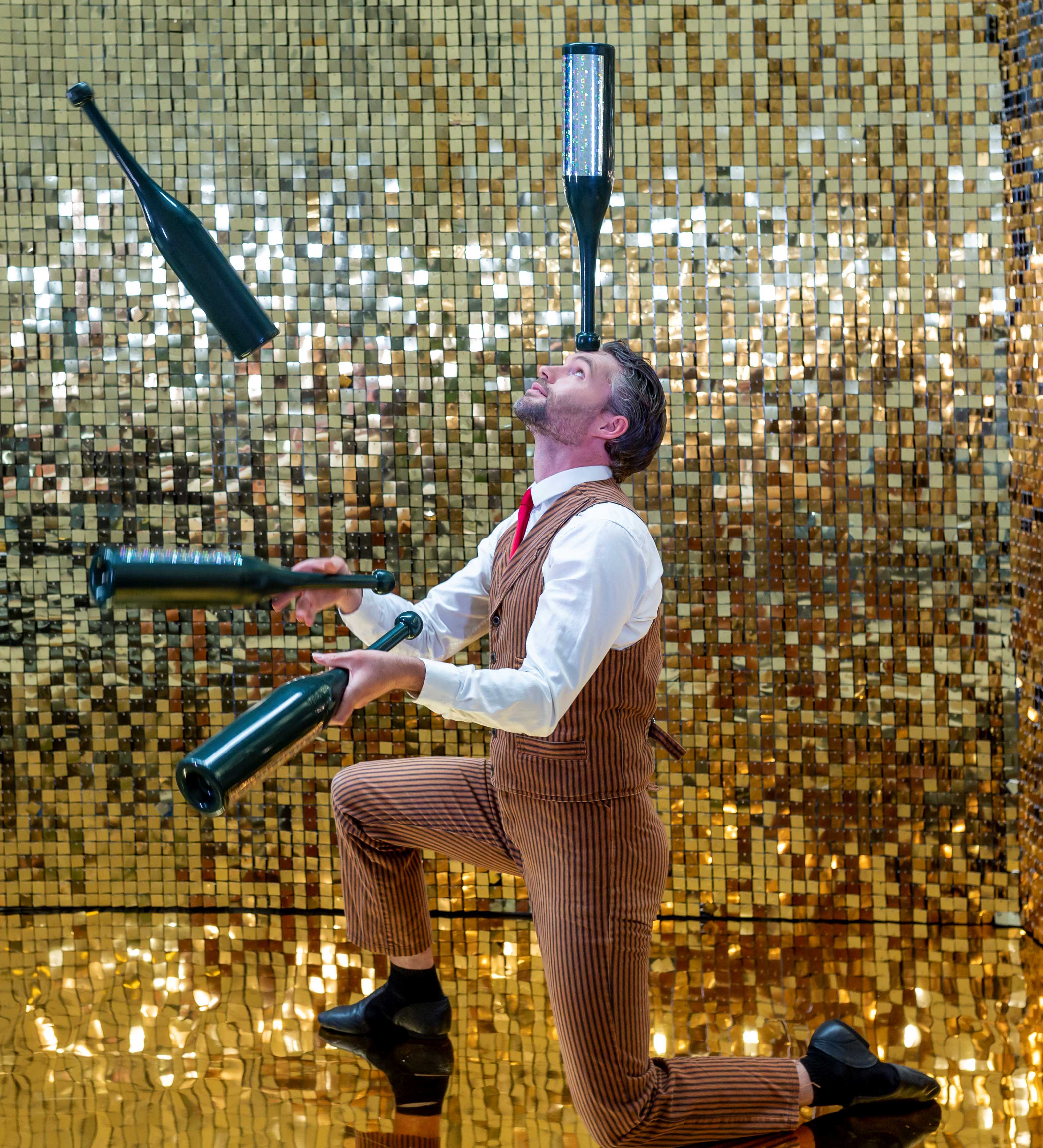 Book Luke Forrester - Juggler - Juggler, Perth