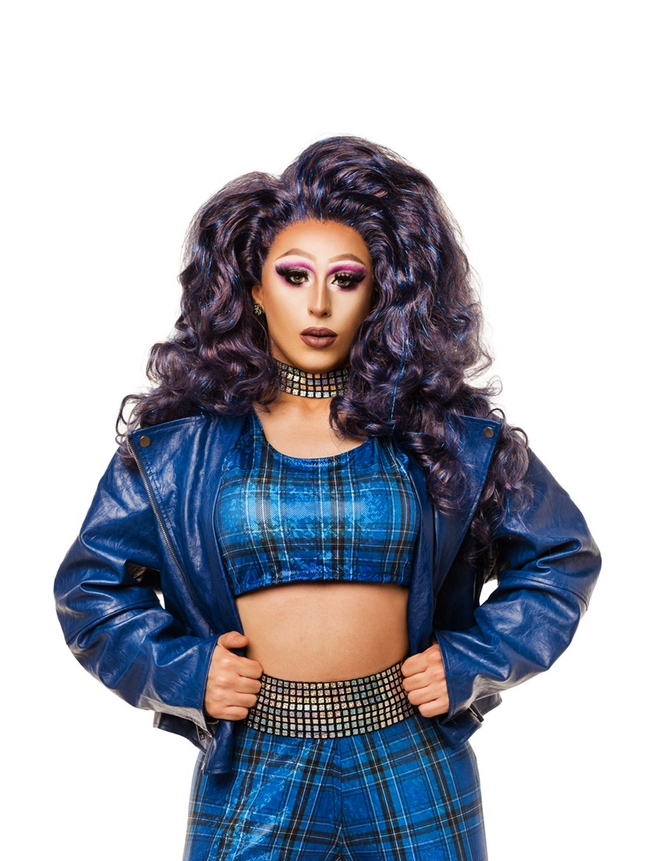 Book Mystique Matthews - Drag Queen, Brisbane