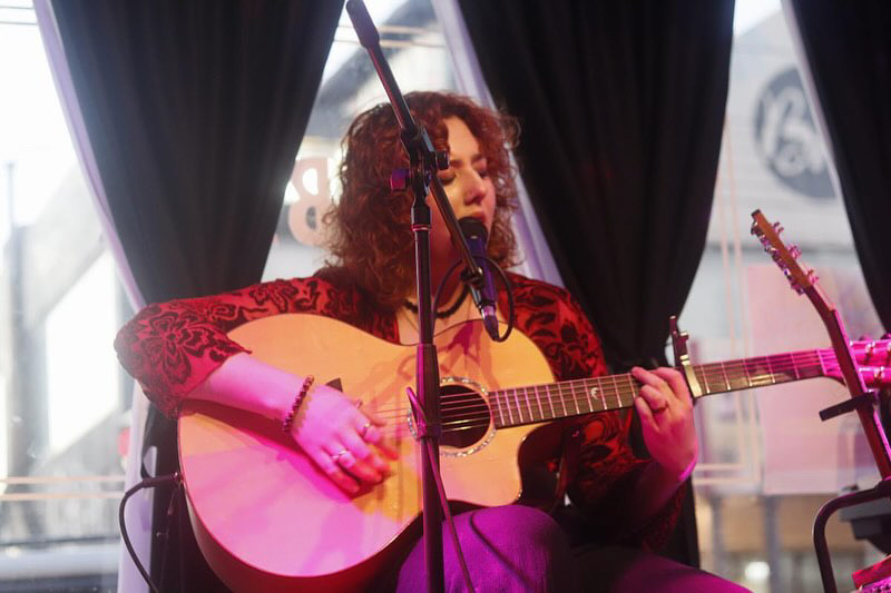 Book Colby Alexandra - Acoustic Musician, Melbourne
