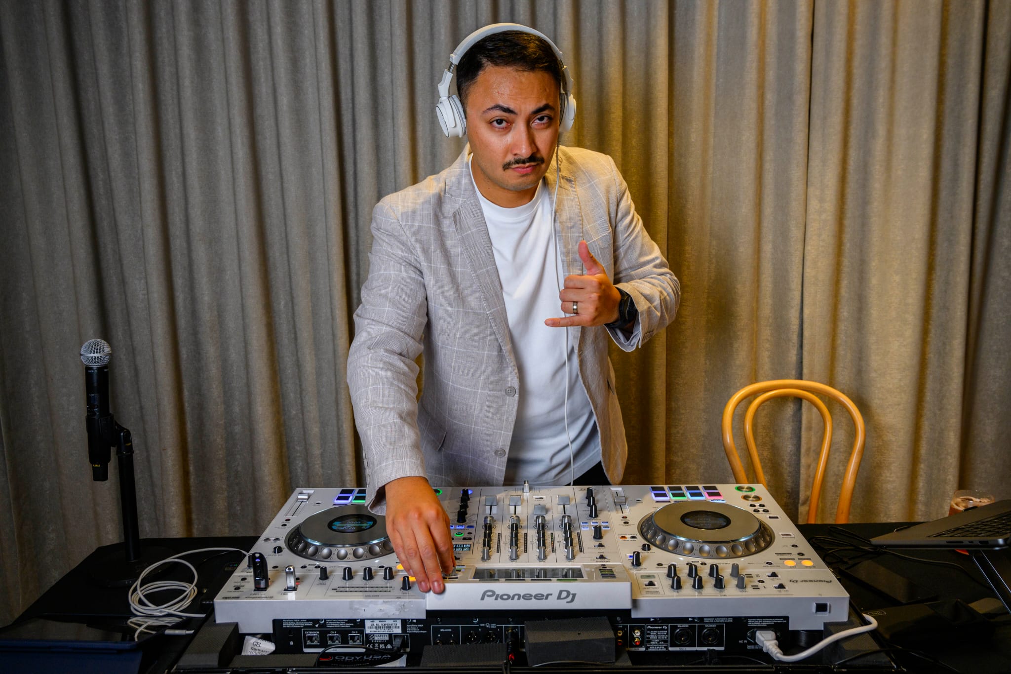 Book The Black Moose (Rapper & DJ) - DJ, Sydney