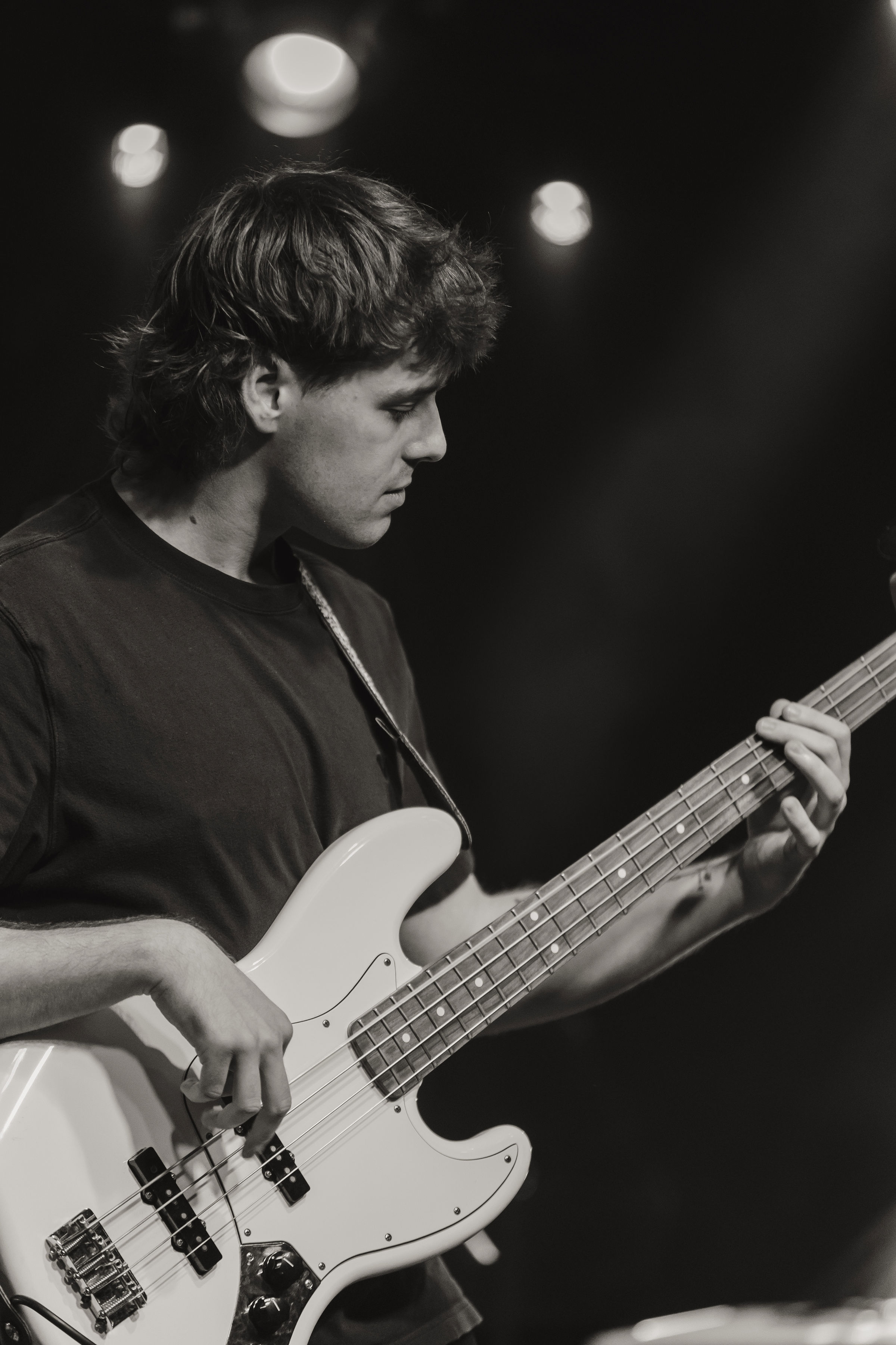 Book Joshua Young - Guitarist, Perth
