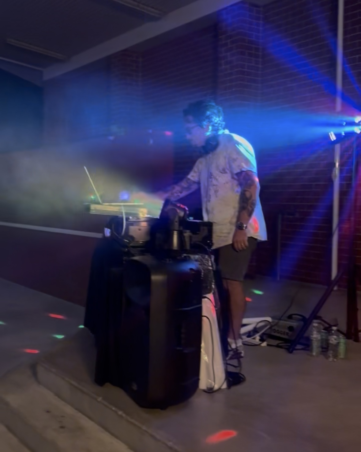 Book DANFANTASTIC - OPEN-FORMAT DJ - DJ, Wynnum