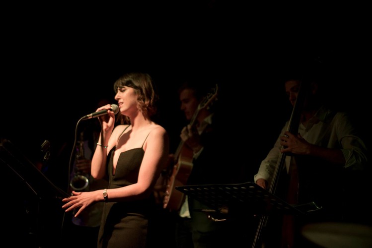 Book Elissa Rodger - Jazz Vocalist - Jazz Singer, Melbourne